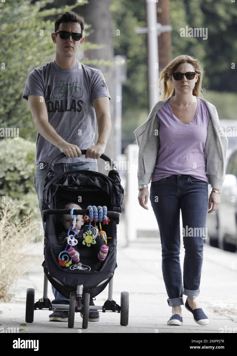 Samantha bryant and olivia hanks hi-res stock photography and images ...