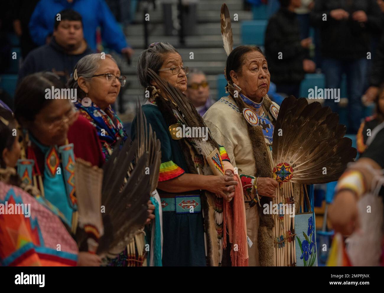 Shoshone dancing hi-res stock photography and images - Alamy