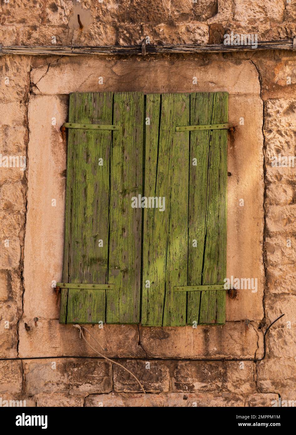 Split shutters hi-res stock photography and images - Alamy