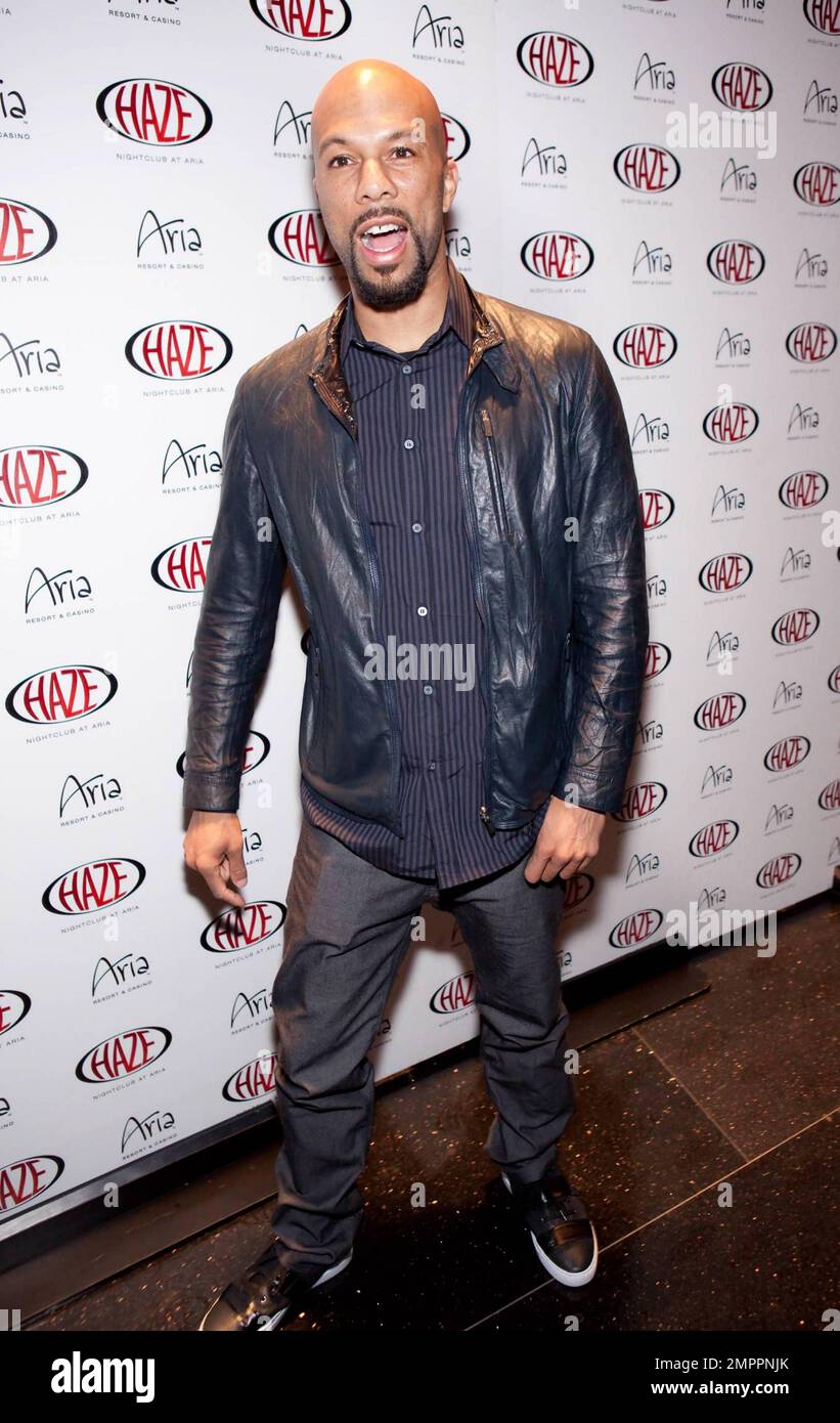 Aria girlfriend hi-res stock photography and images - Alamy