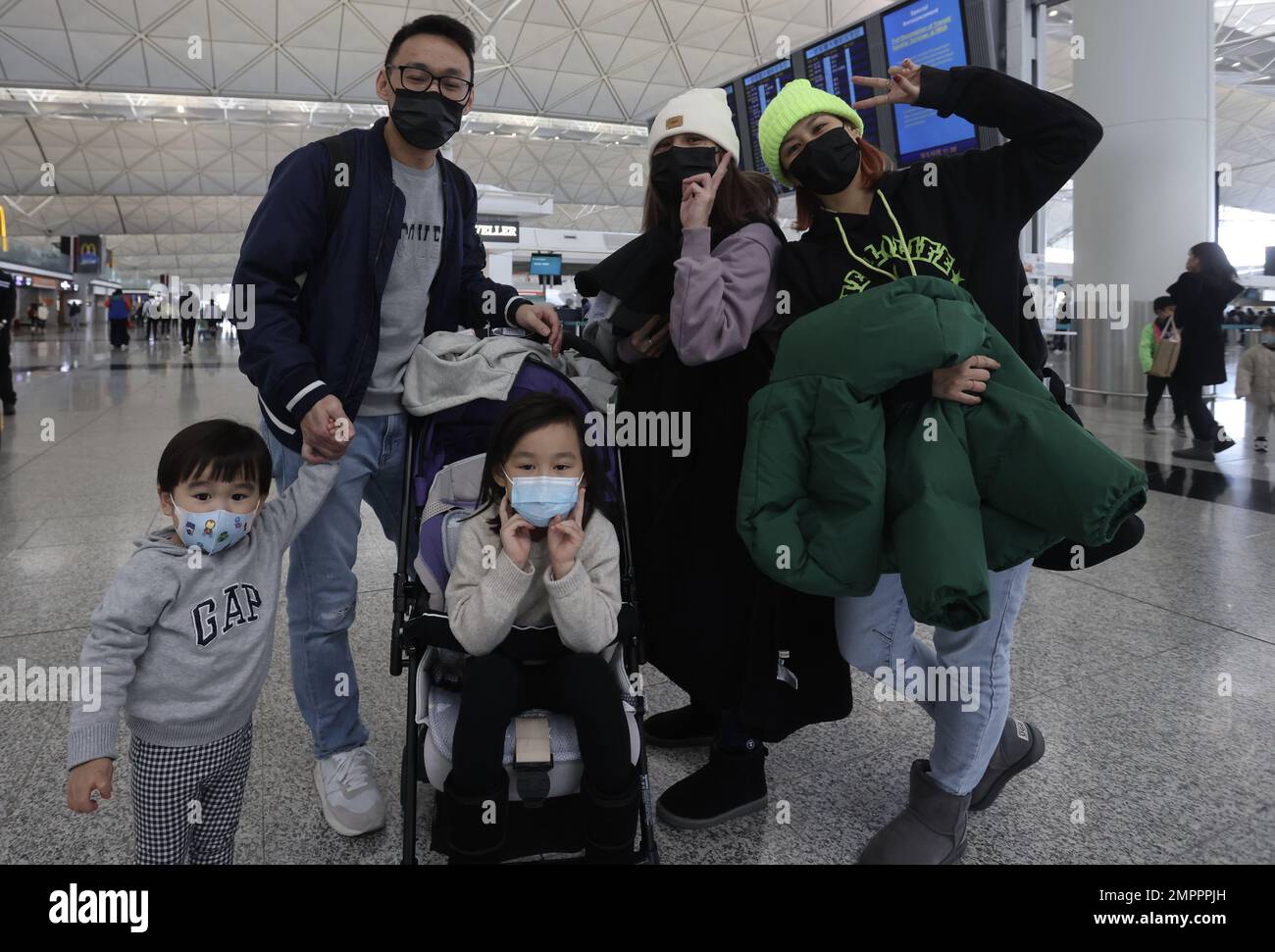 The Lee family from Hong Kong (full name not given) travelling to Seoul ...