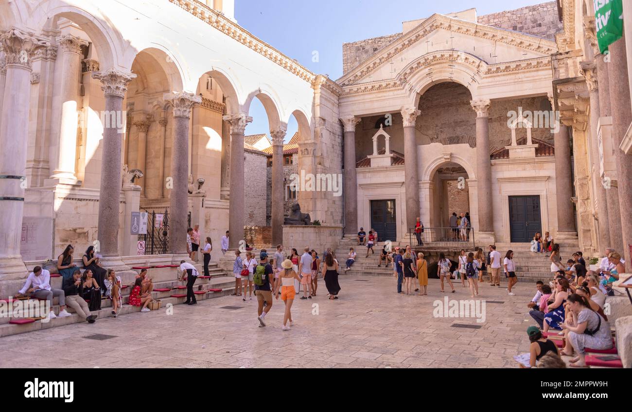 SPLIT, CROATIA, EUROPE - Tourists visiting the Peristyle in the ...