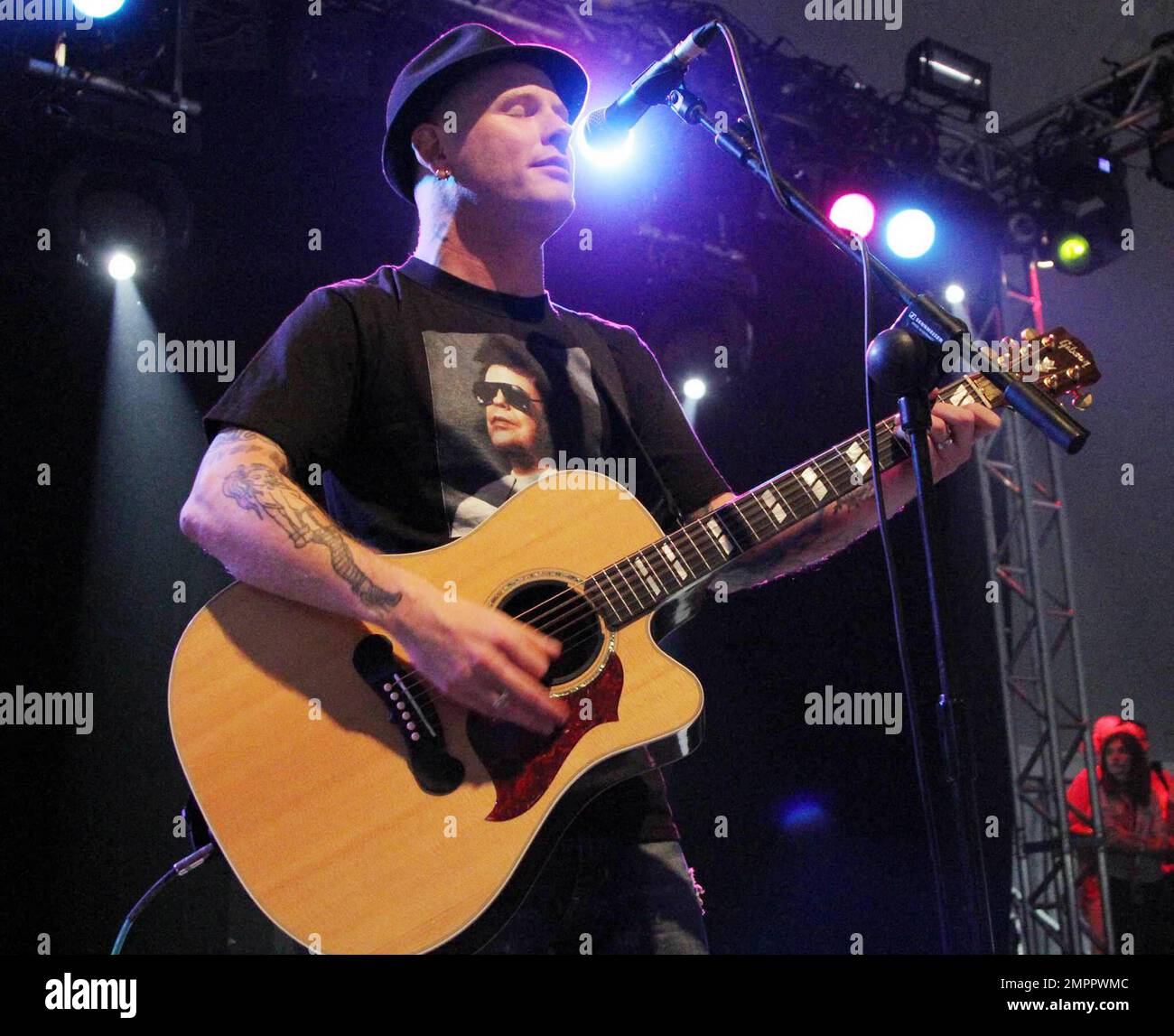 Slipknot frontman Corey Taylor performs an acoustic set during the ...