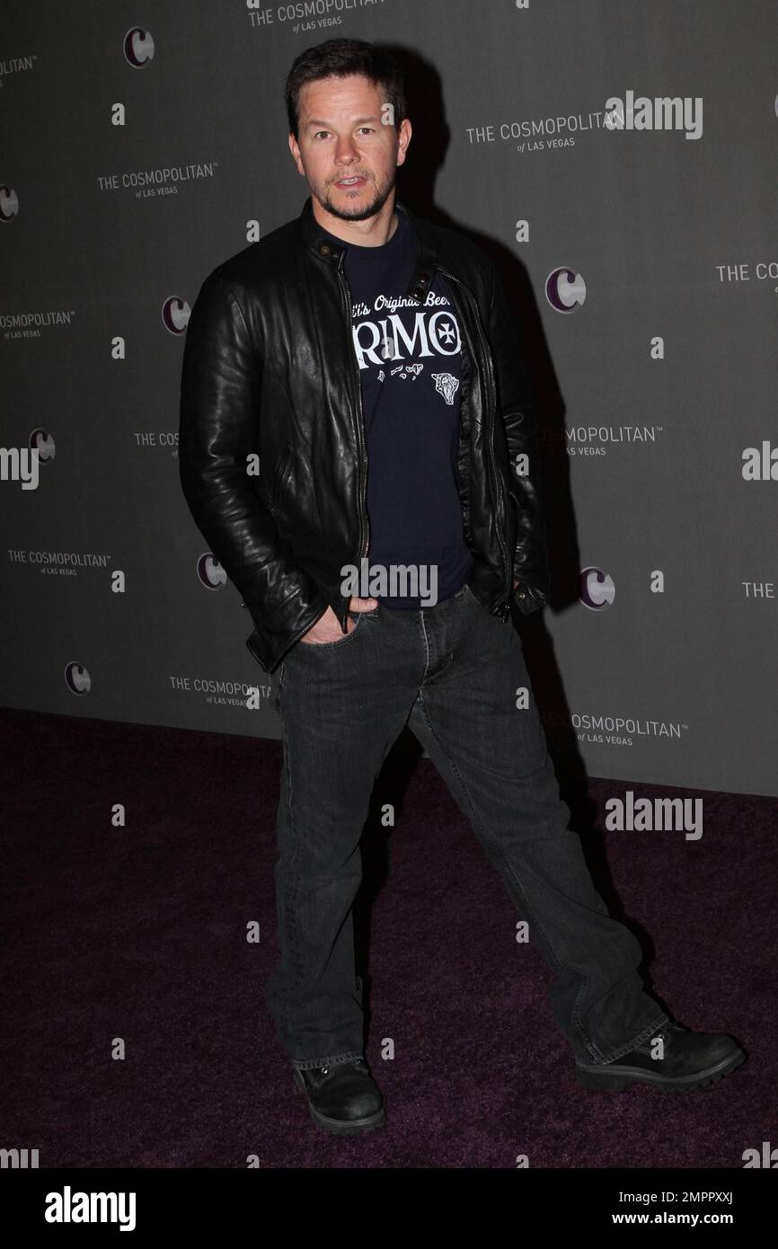 Mark Wahlberg rings in the New Year at the opening of the Cosmopolitan ...