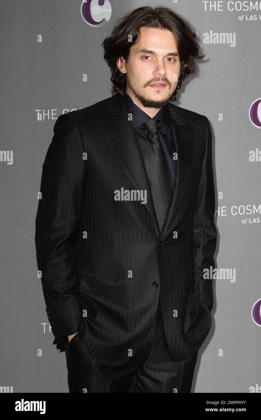 John Mayer shows off his wavy hair and goatee prior to performing at ...