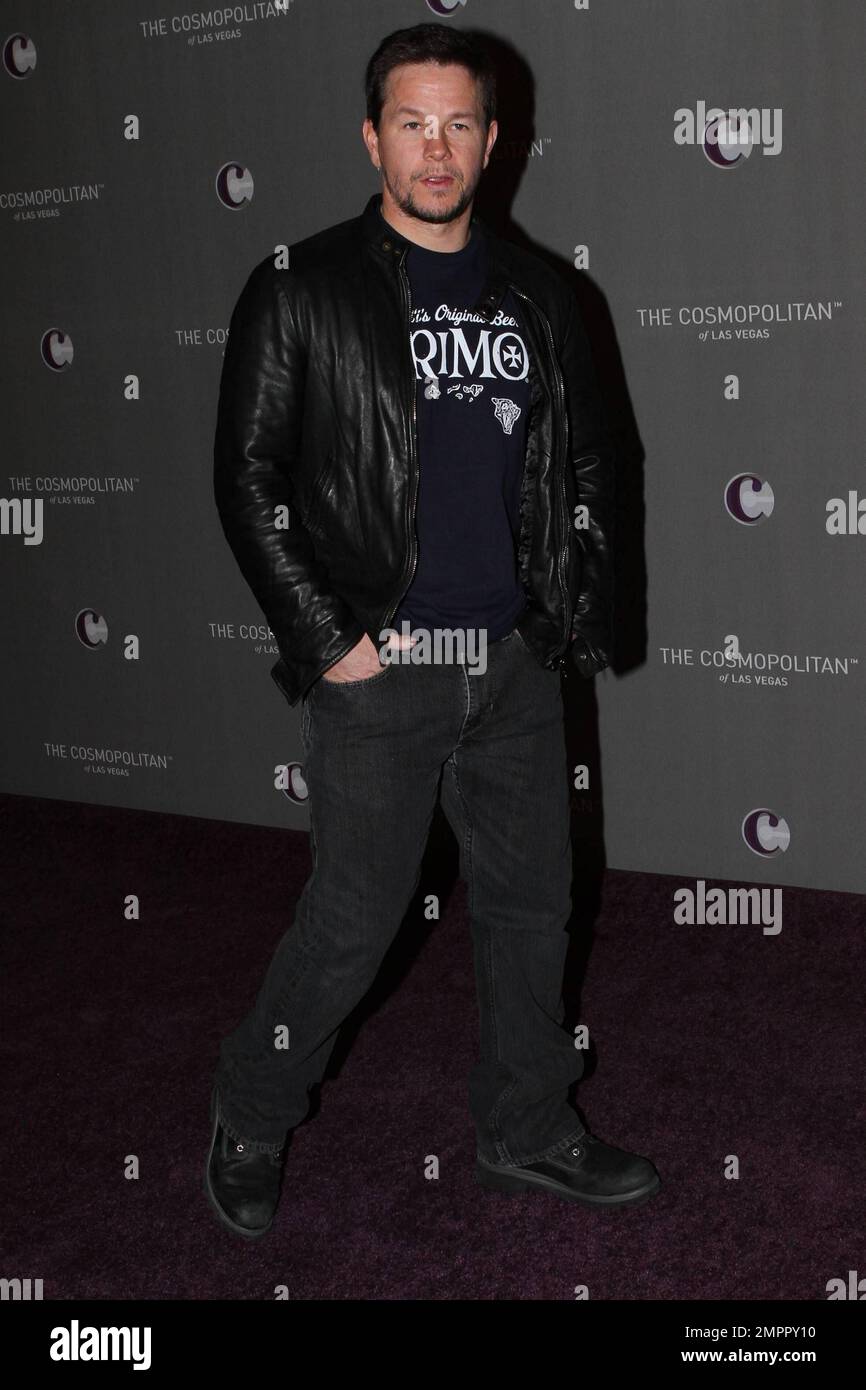 Mark Wahlberg rings in the New Year at the opening of the Cosmopolitan ...