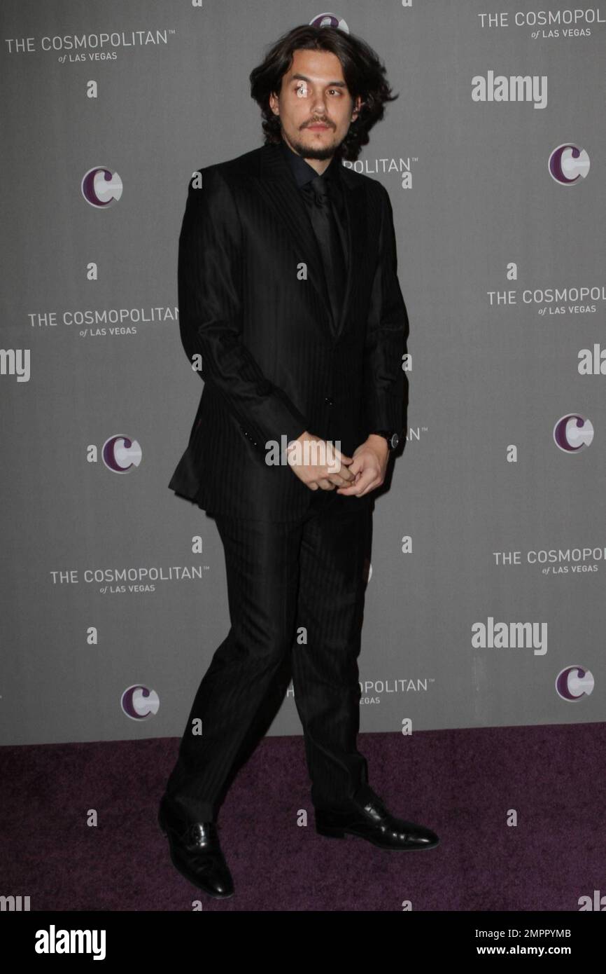 John Mayer shows off his wavy hair and goatee prior to performing at ...