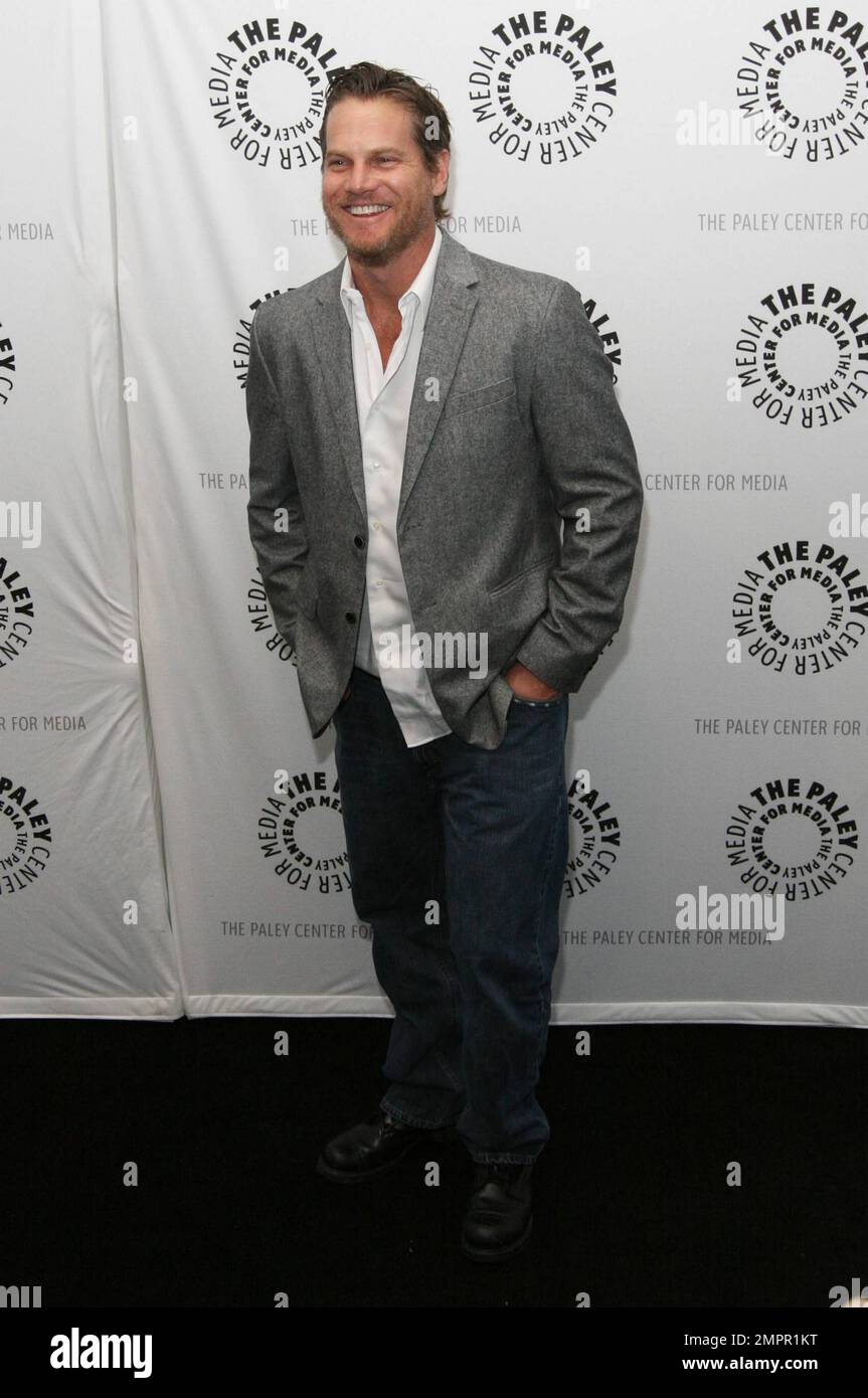 Brian Van Holt arrives to the "Cougar Town" event at the 27th Annual ...