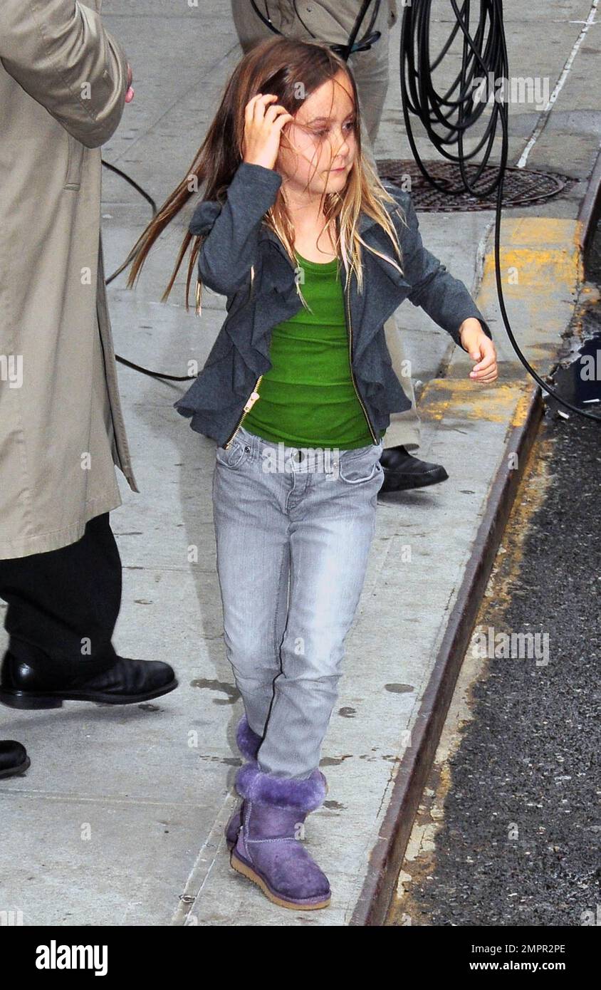 Courteney Cox and daughter Coco pose for photos outside the "Late Show ...