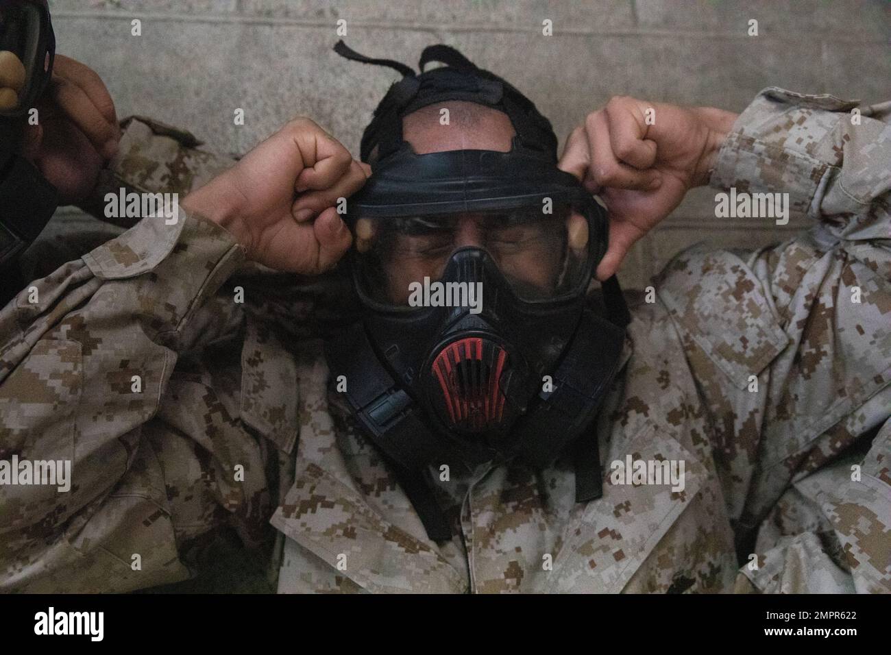 Recruits with India Company, 3rd Recruit Training Battalion, employ gas ...