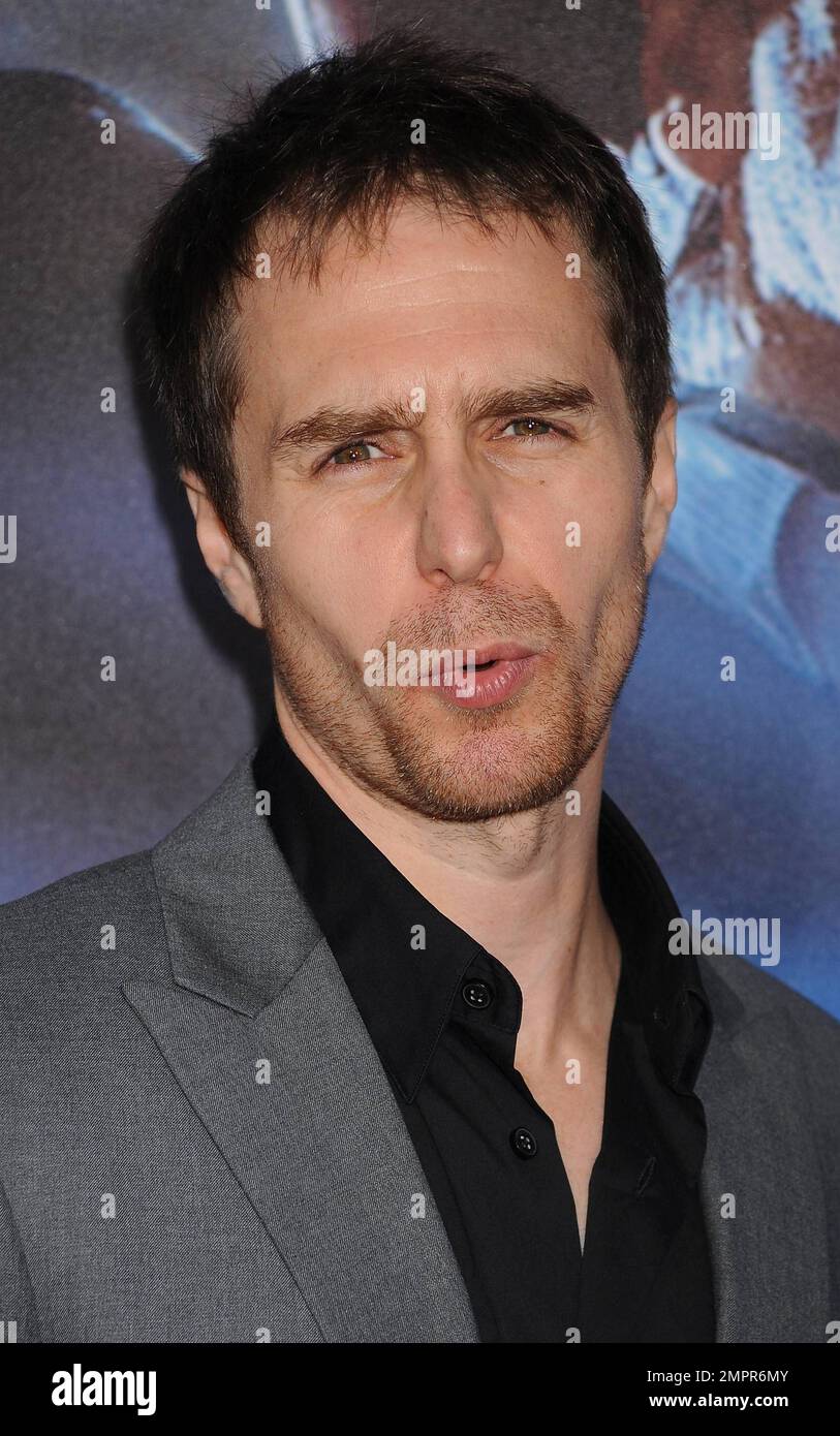 Sam Rockwell arrives at the "Cowboys & Aliens" World Premiere at the ...