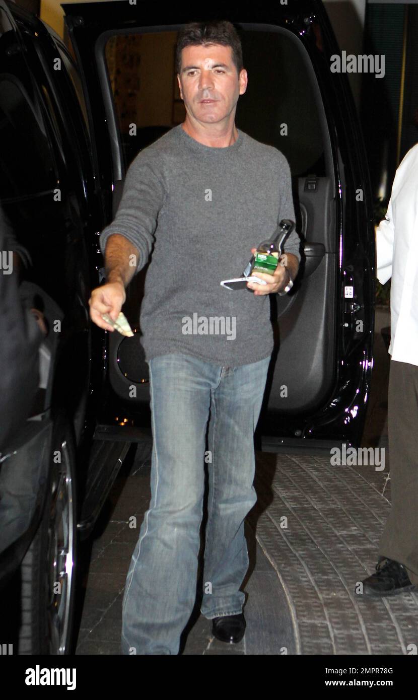 EXCLUSIVE!! Simon Cowell returns to his hotel after a long day of ...