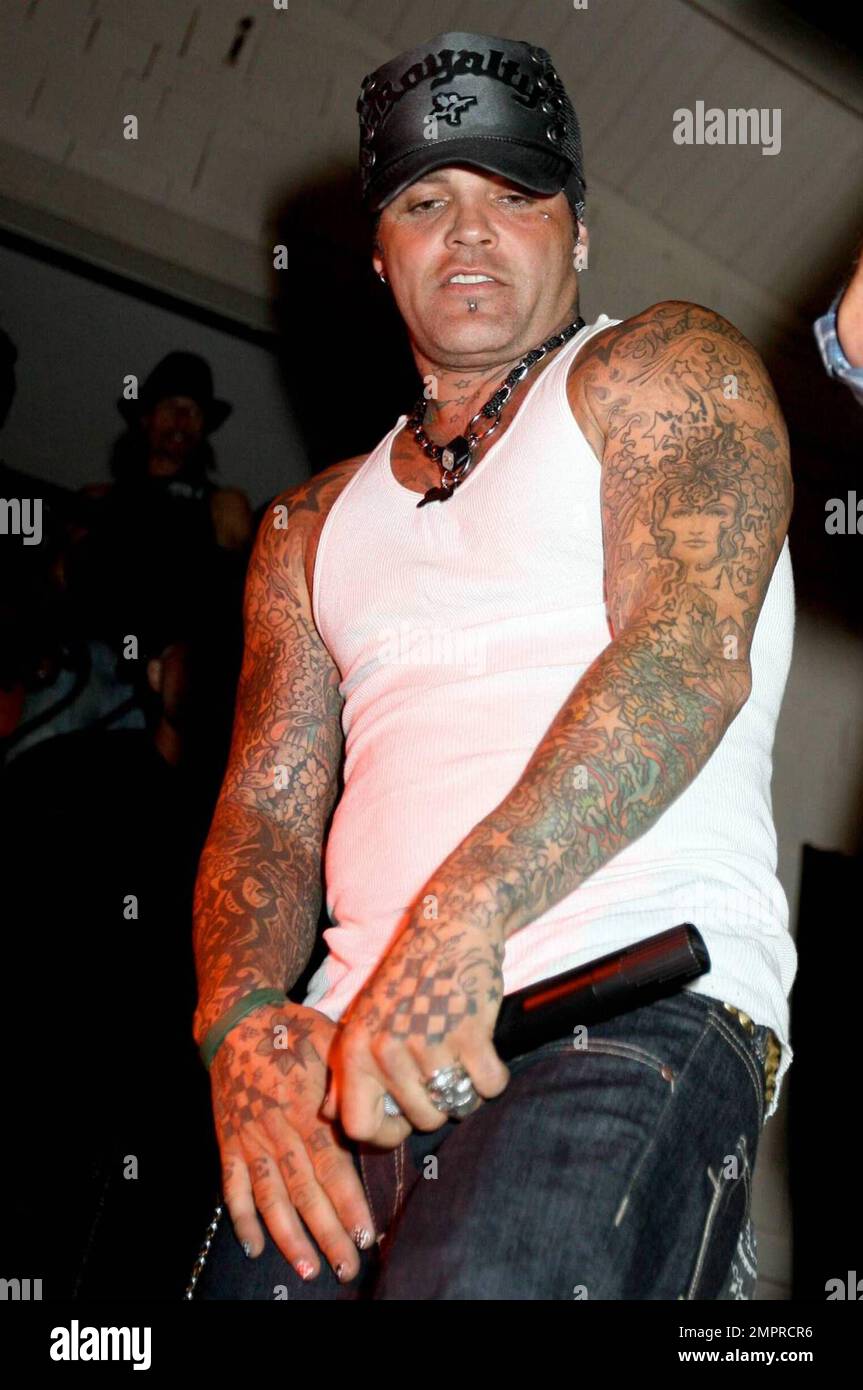 Seth binzer hi-res stock photography and images - Alamy