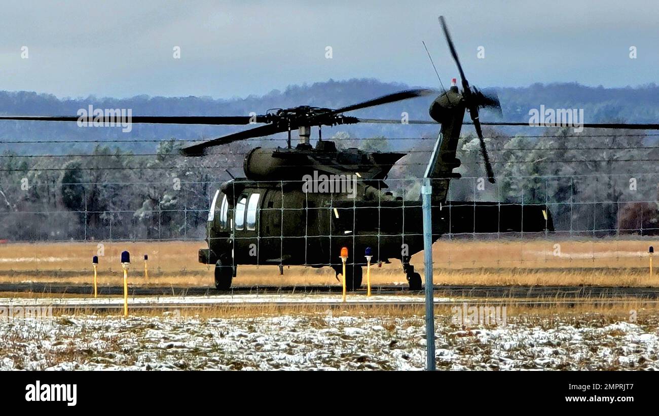An aircrew with the Wisconsin National Guard’s 1st Battalion, 147th ...