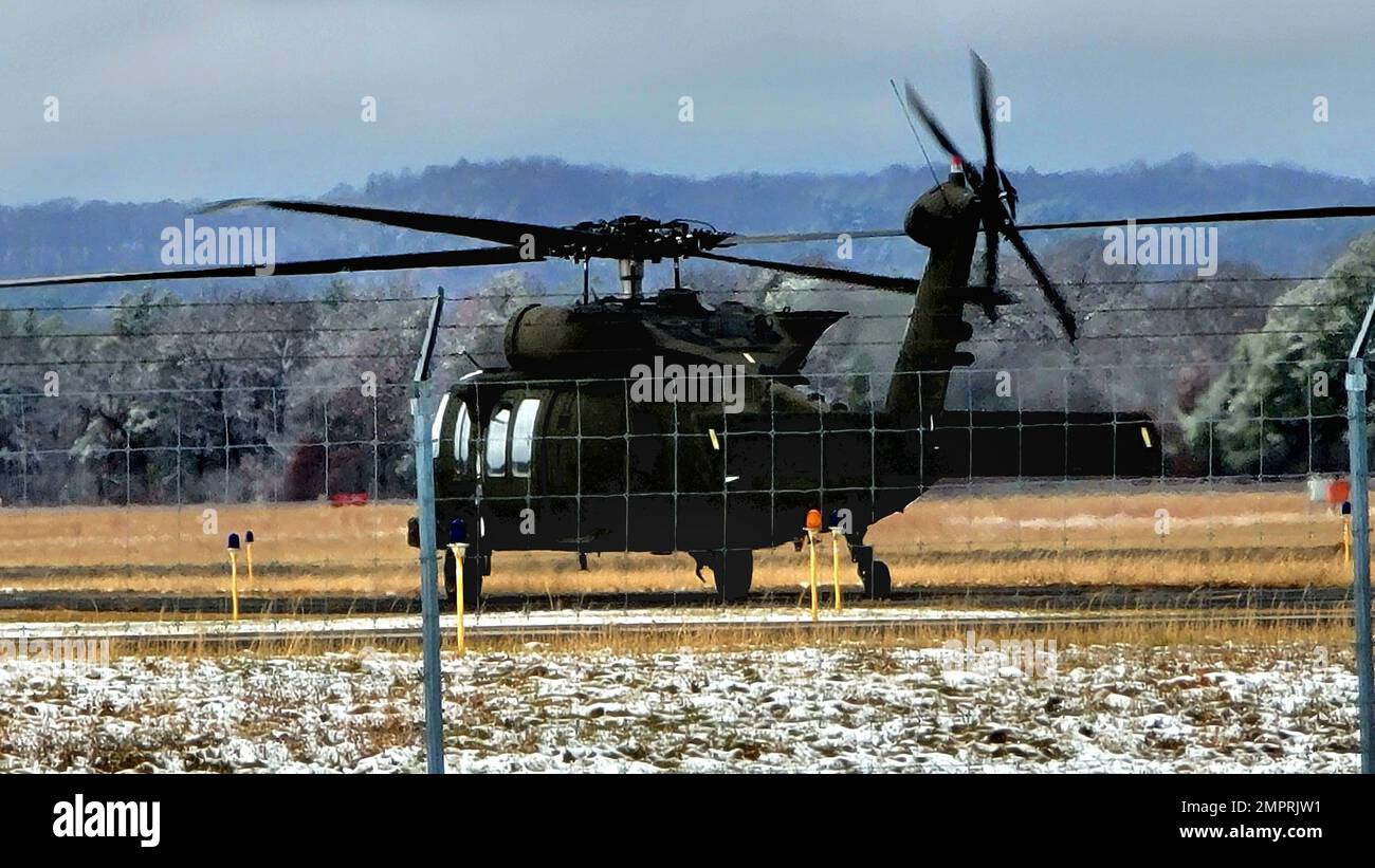 An aircrew with the Wisconsin National Guard’s 1st Battalion, 147th ...