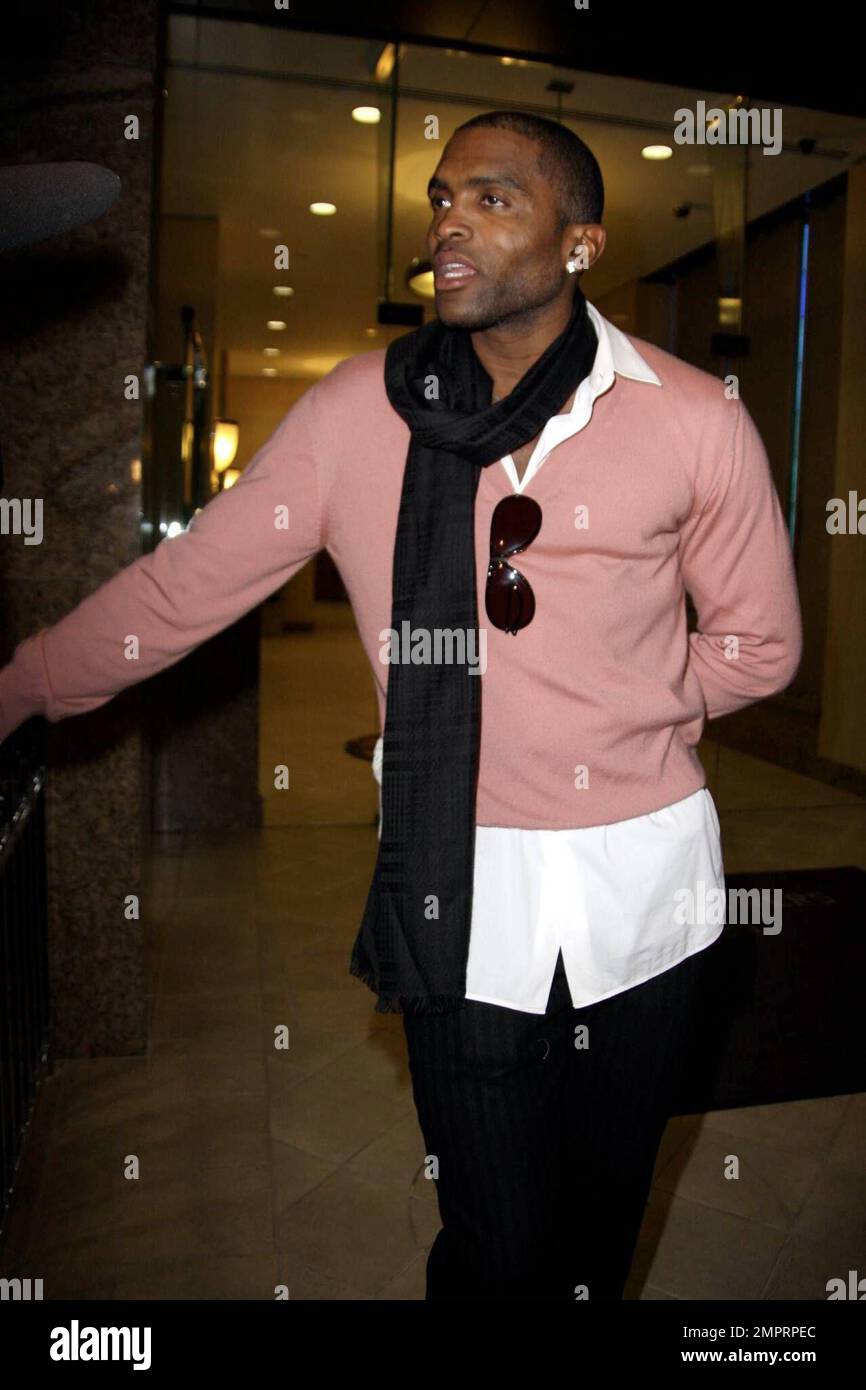 Pro basketball player for the LA Clippers, Cuttino Mobley leaves One ...