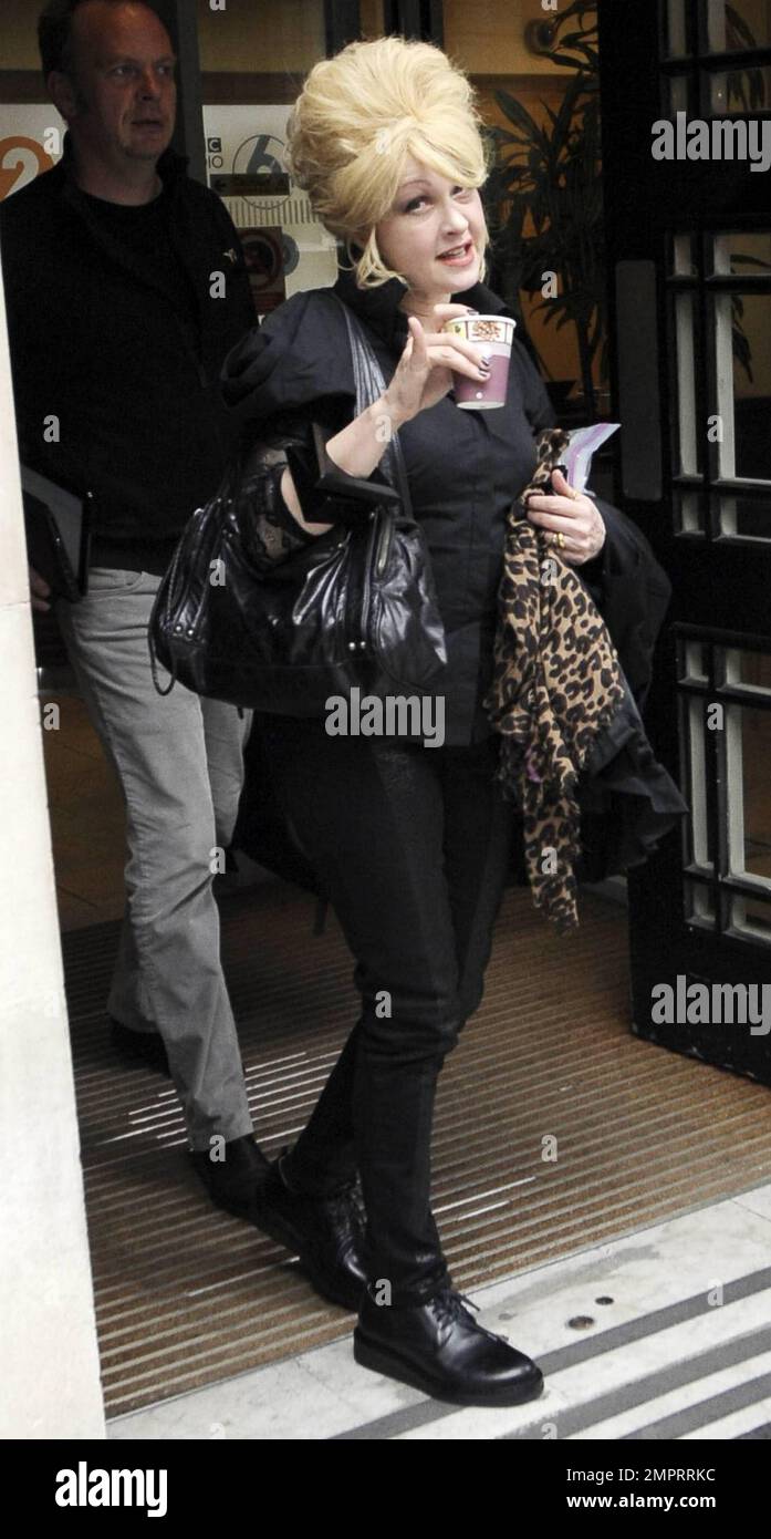 EXCLUSIVE!! Eccentric pop singer turned blue artist Cyndi Lauper dons ...