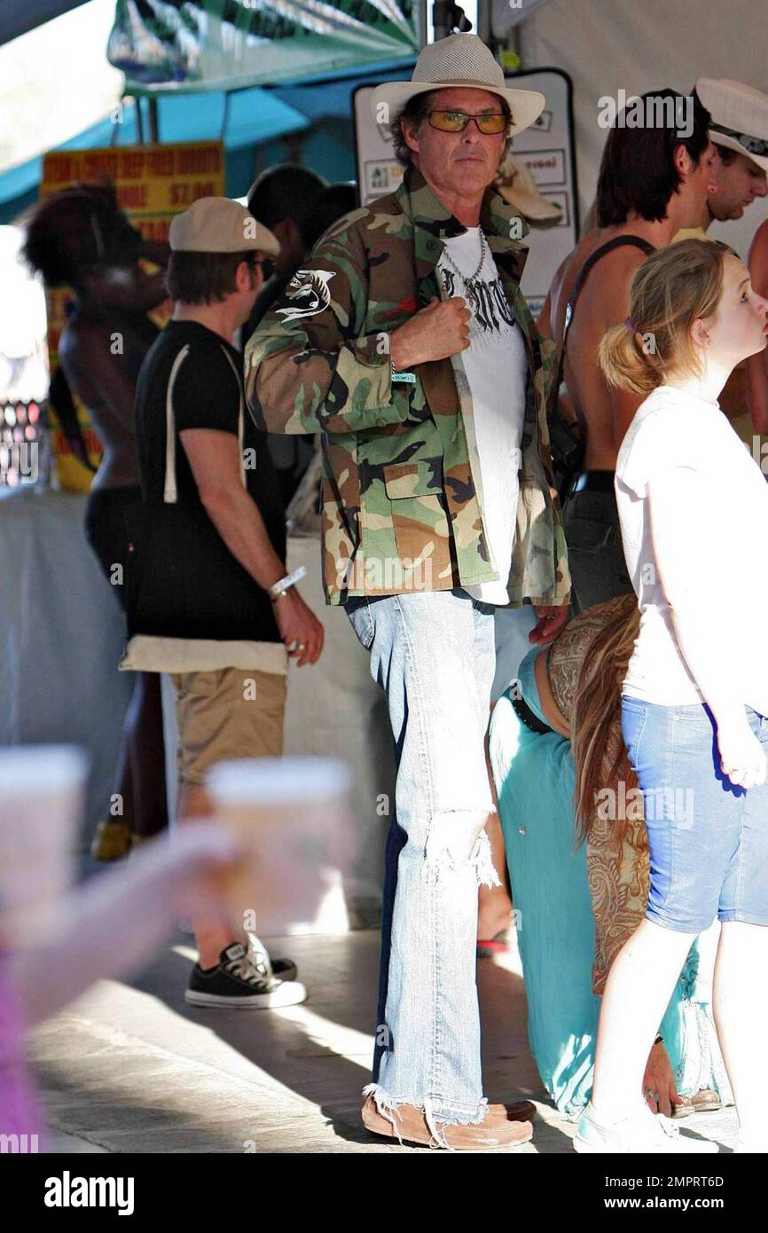 David Hasselhoff and new girlfriend Kim Porter go for pizza at ...