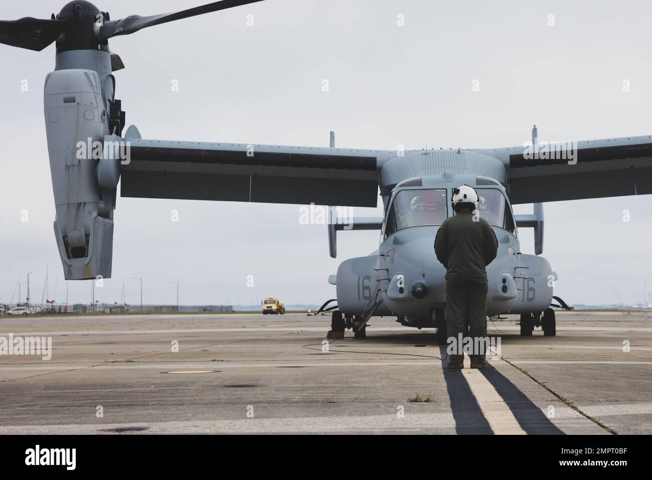 Marine medium tiltrotor squadron 162 vmm 162 hi-res stock photography ...