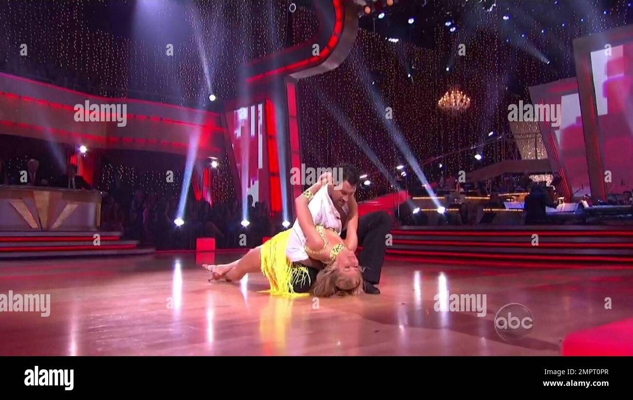 Abc tv sportscaster hi-res stock photography and images - Alamy