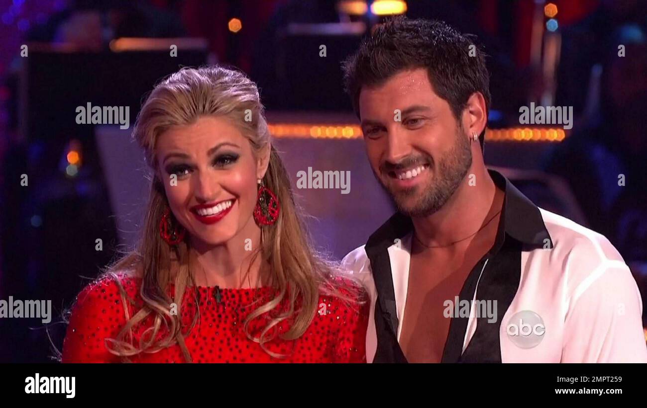ESPN broadcaster Erin Andrews dances the Tango live with partner Maksim ...