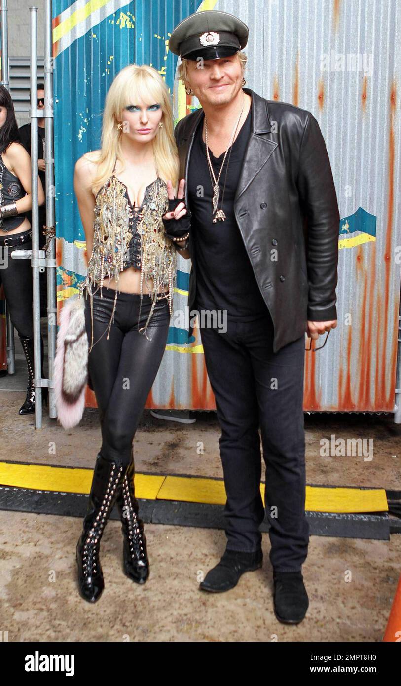Guns N' Roses drummer Matt Sorum and girlfriend, singer Ace Harper ...