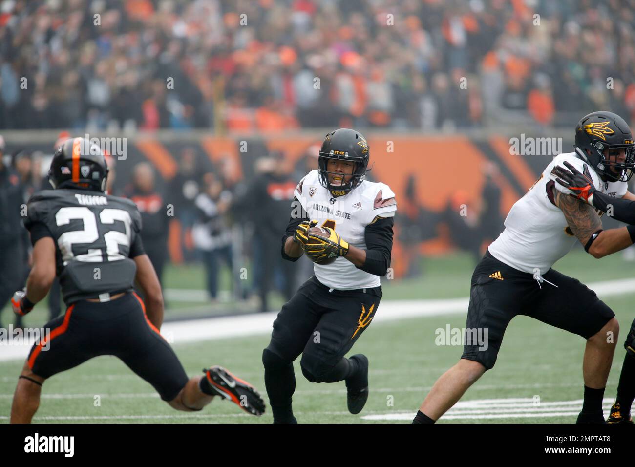 Arizona State running back Demario Richard, center, during an NCAA ...
