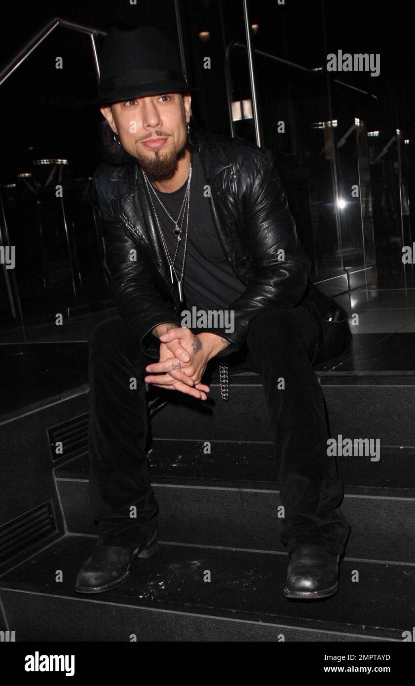 Rocker Dave Navarro poses for photos outside the restaurant Katsuya ...