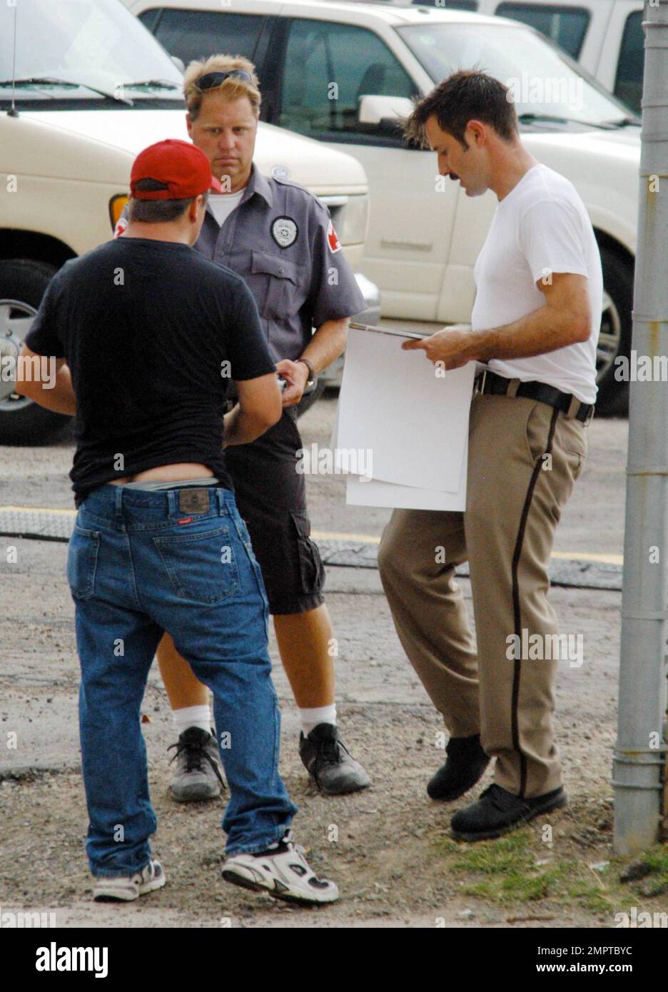 David Arquette goes over some documents on the set of "Scream 4" In the ...