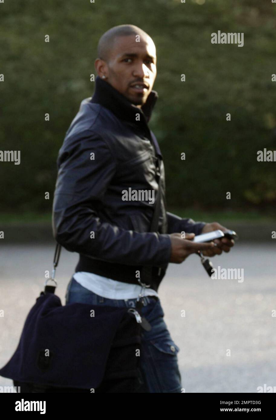 David Beckham trains with teammates Jermaine Defoe, Peter Crouch and ...