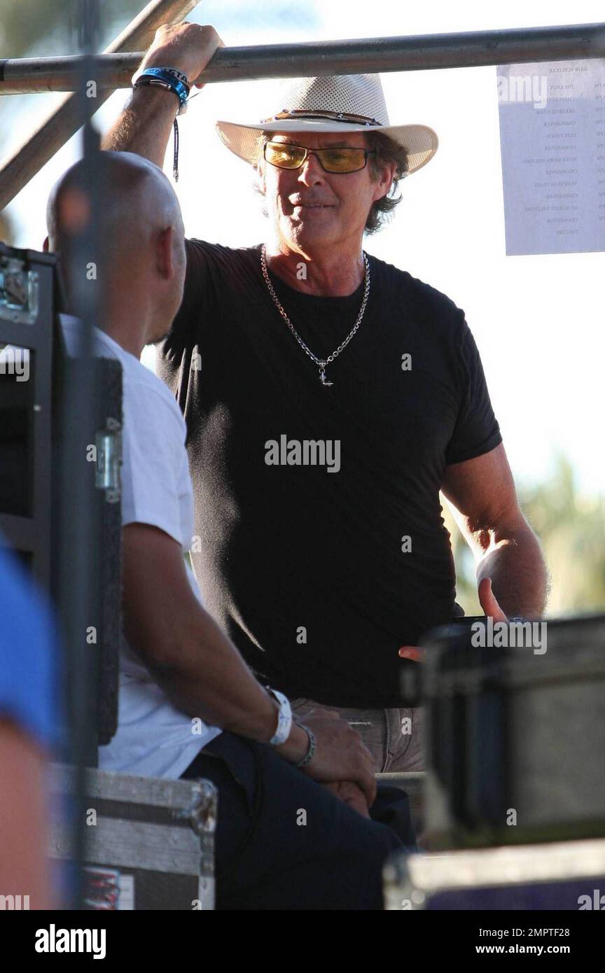 Exclusive!! David hasselhoff and girlfriend Kim Porter watch the Yeah ...