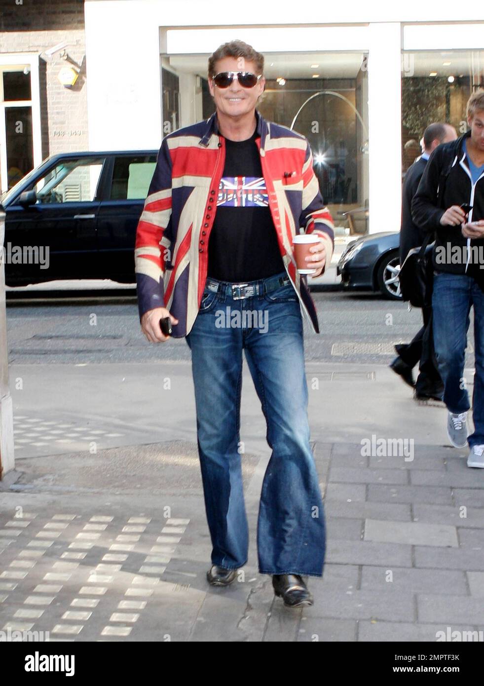 Actor David Hasselhoff dons a pair of bellbottom jeans and a Union Jack ...