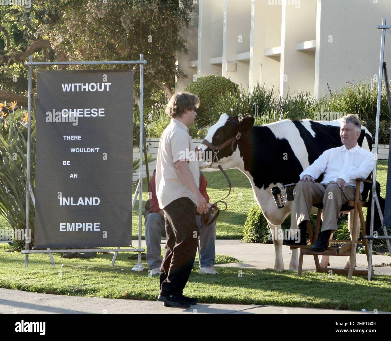 David Lynch takes a new approach to promote his new film, Inland Empire ...