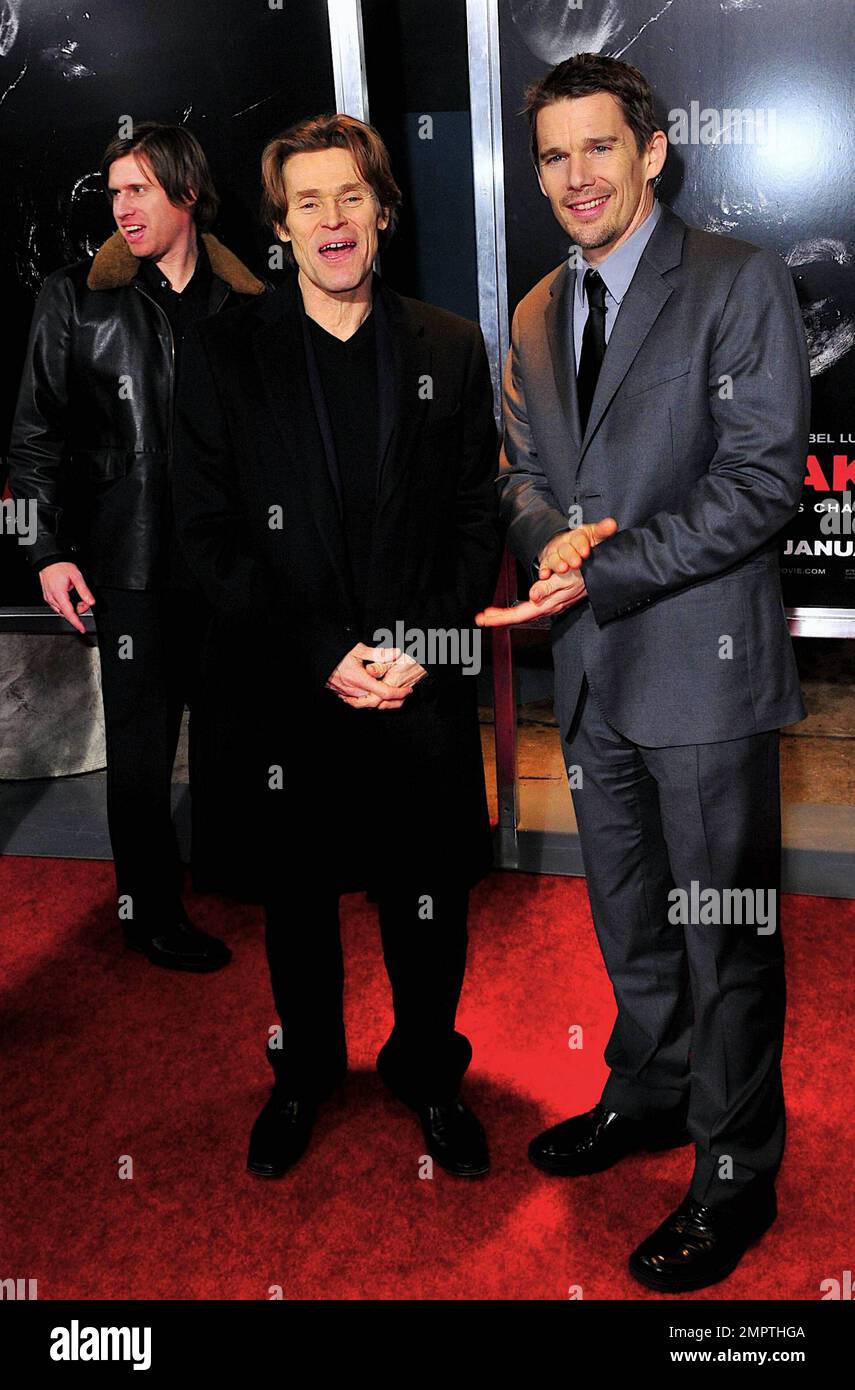 Willem dafoe and ethan hawke hi-res stock photography and images - Alamy