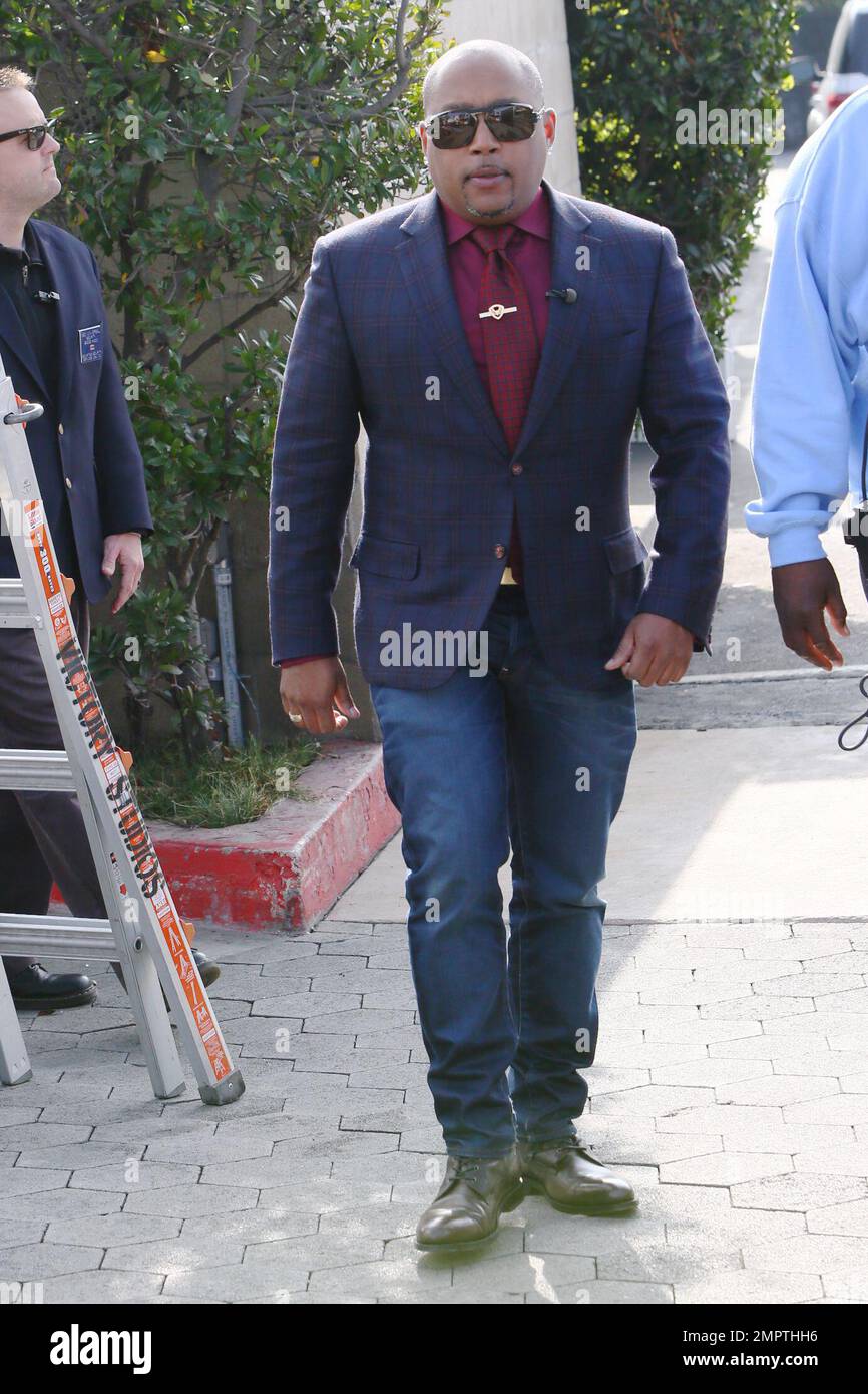 Daymond John shoots an interview for Extra at Universal Studios. Los ...