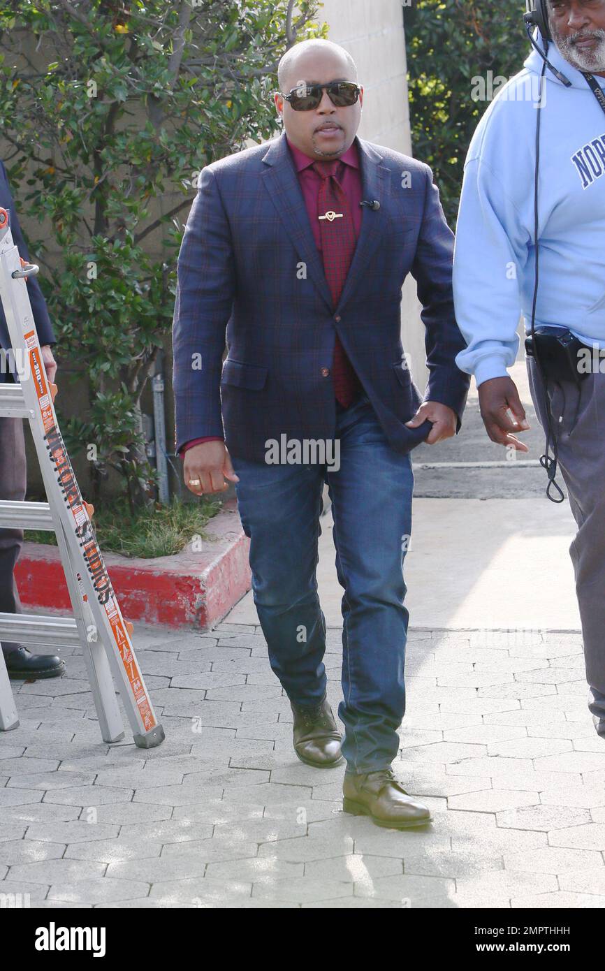 Daymond John shoots an interview for Extra at Universal Studios. Los ...