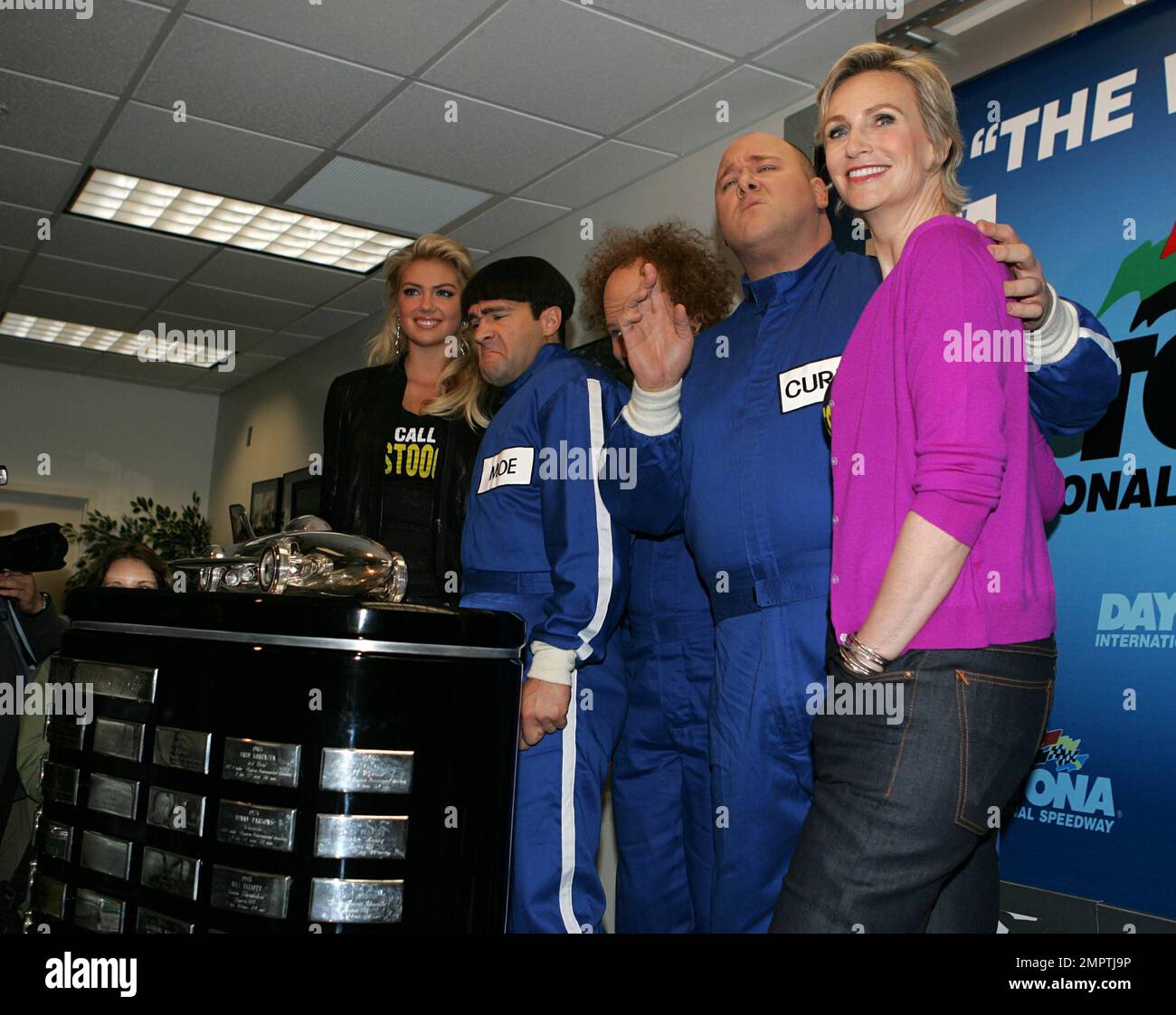 Kate upton stooges hi-res stock photography and images - Alamy