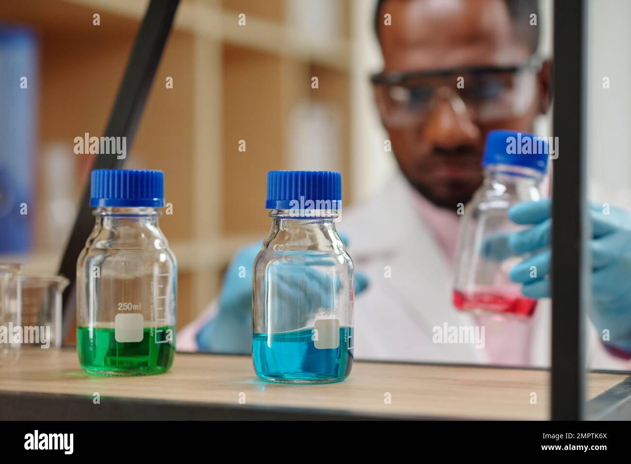 Laboratory shelf reagents research science hi-res stock photography and ...