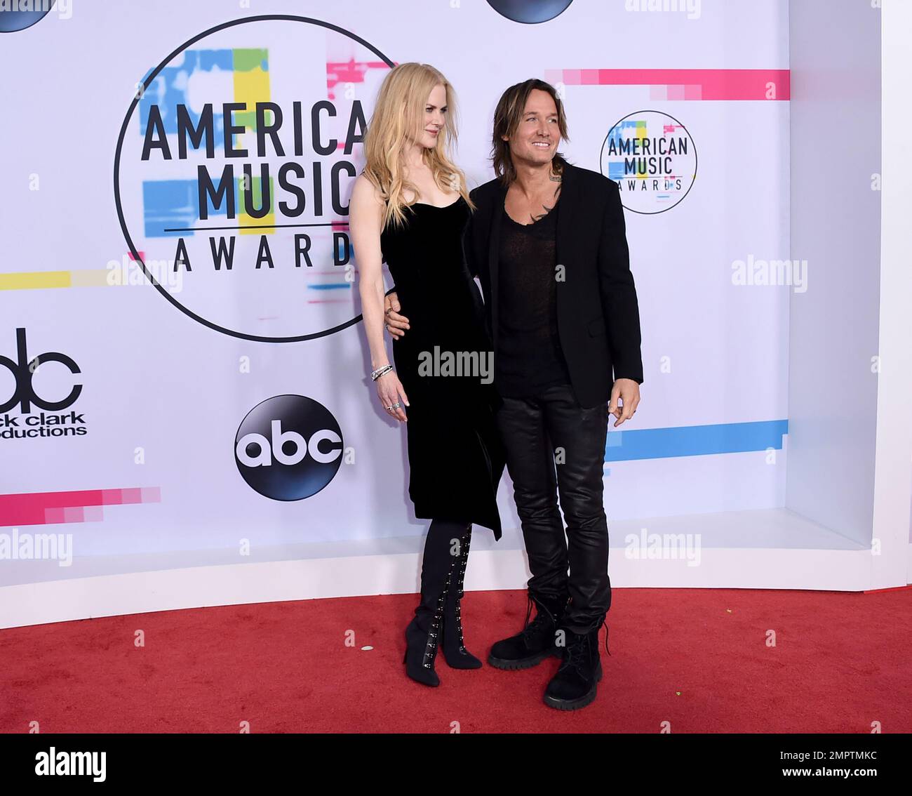 Nicole Kidman, left, and Keith Urban arrive at the American Music ...