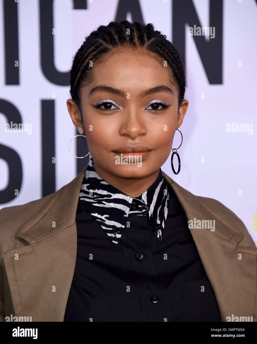 Yara Shahidi arrives at the American Music Awards at the Microsoft ...