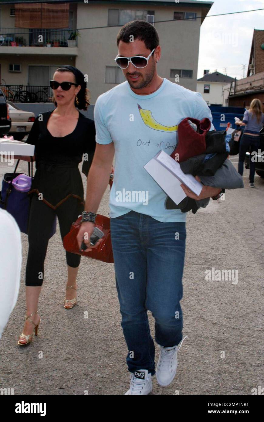 Dance partners Debbie Mazar and Maksim Chmerkovskiy leave the dance ...