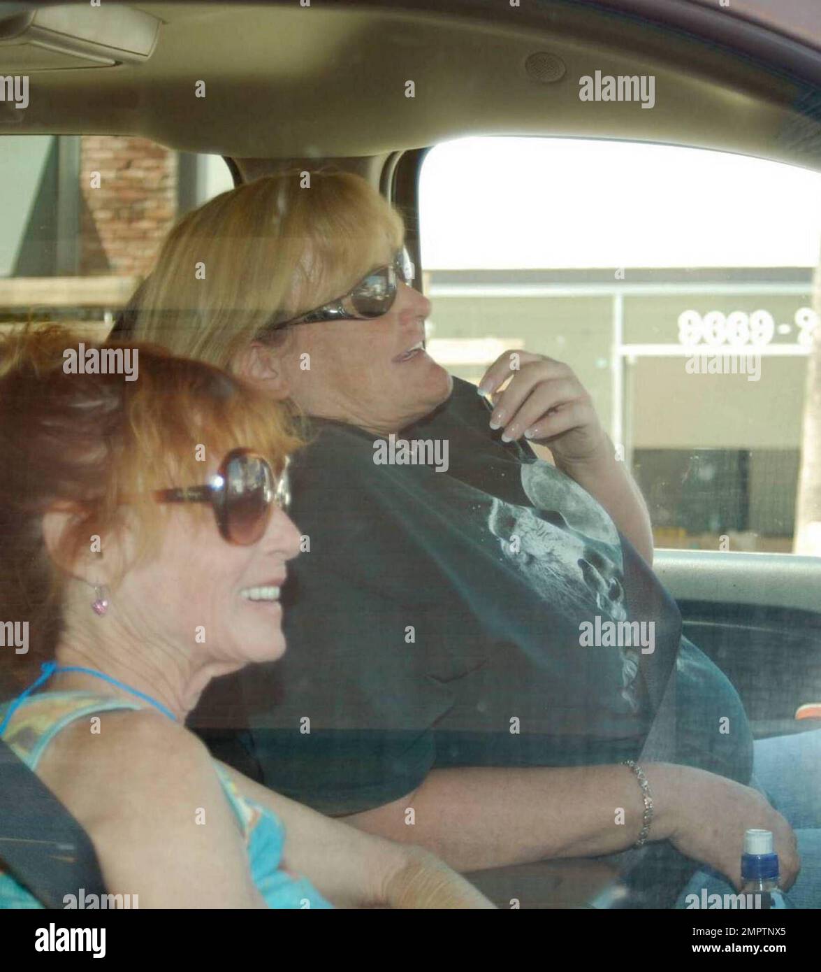 - Mother of Michael Jackson's two eldest children Prince and Paris ...