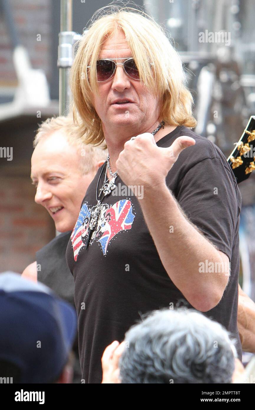 Def leppard set hi-res stock photography and images - Alamy