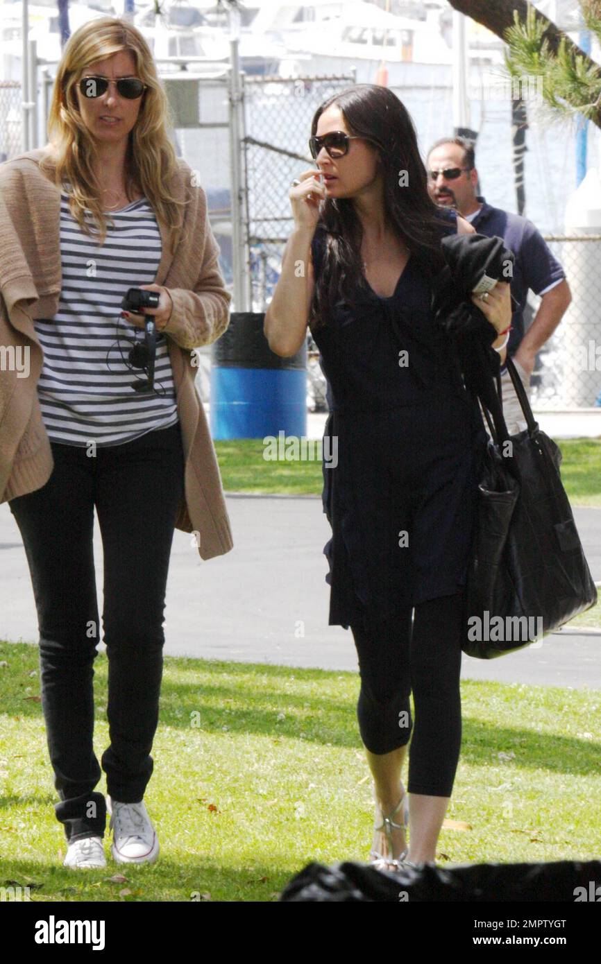 Demi Moore pays a visit to the "Friends with Benefits" set to pick up ...