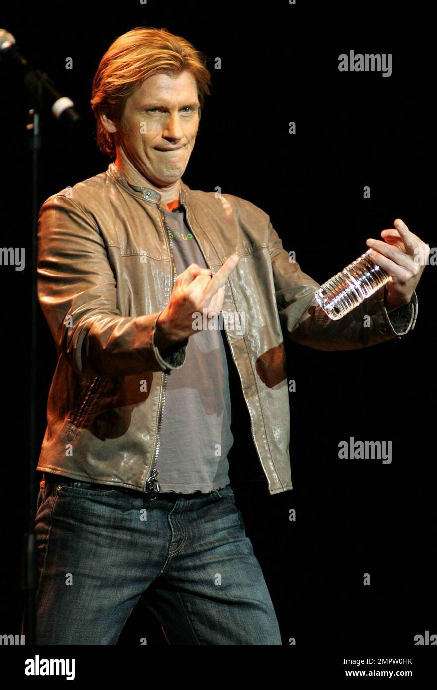 Grey t sirt hi-res stock photography and images - Alamy