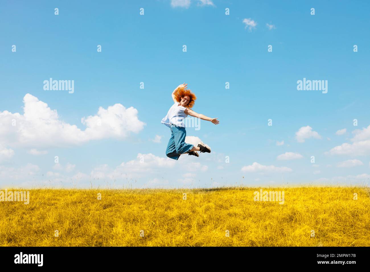 Woman life freedom outside hi-res stock photography and images - Alamy