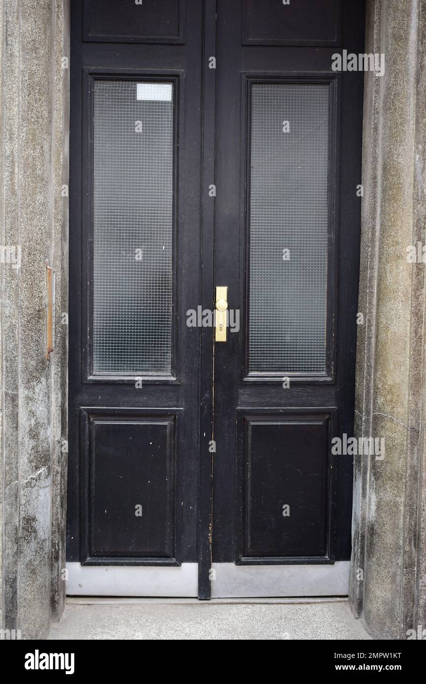 Old damaged doors from ancient times Stock Photo - Alamy