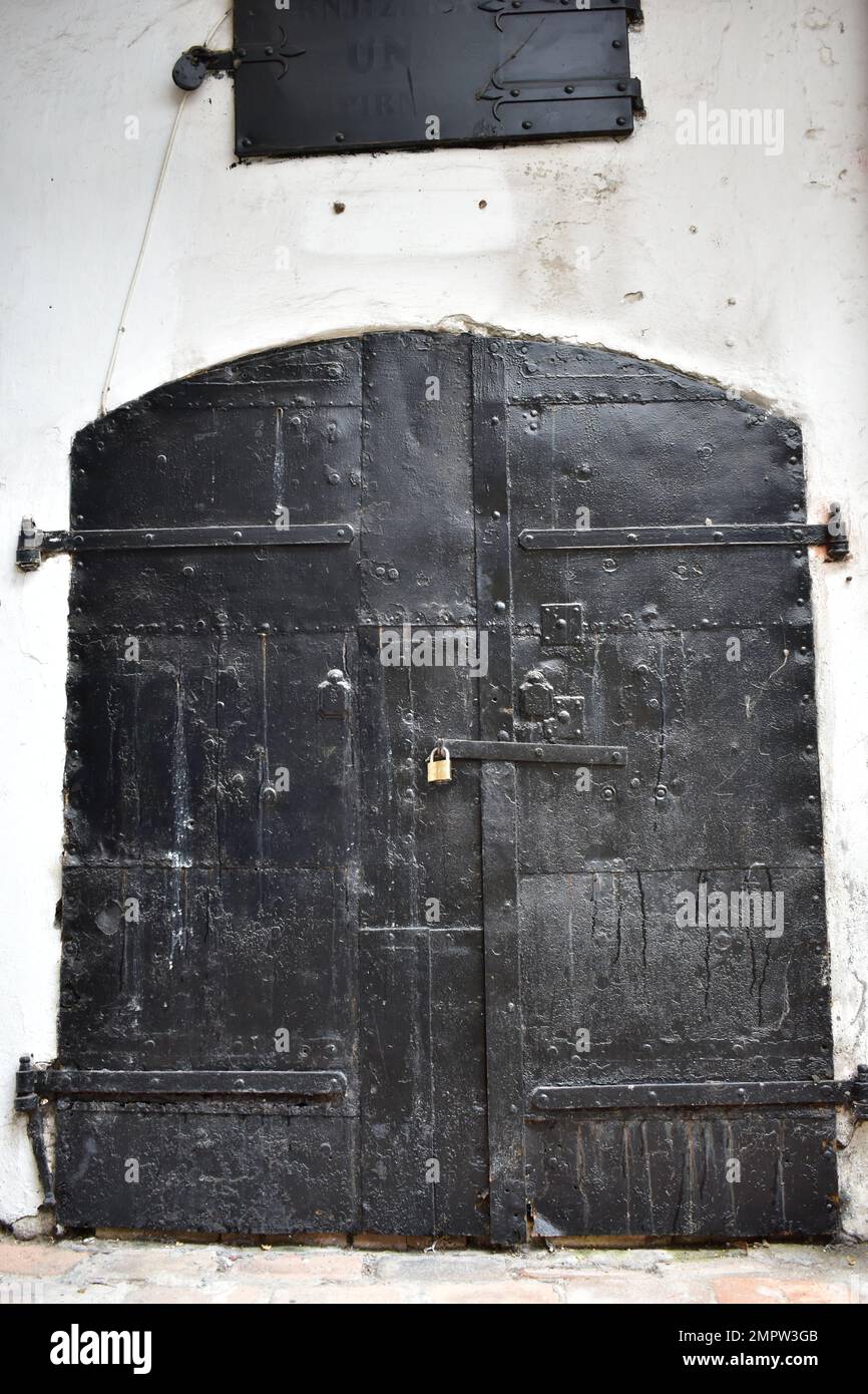 Old damaged doors from ancient times Stock Photo - Alamy