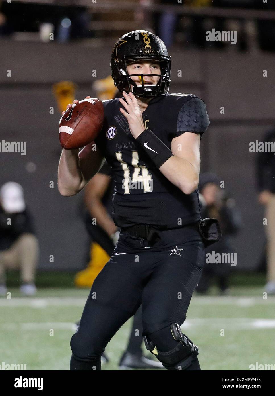 Vanderbilt quarterback Kyle Shurmur (14) plays against Missouri in the ...