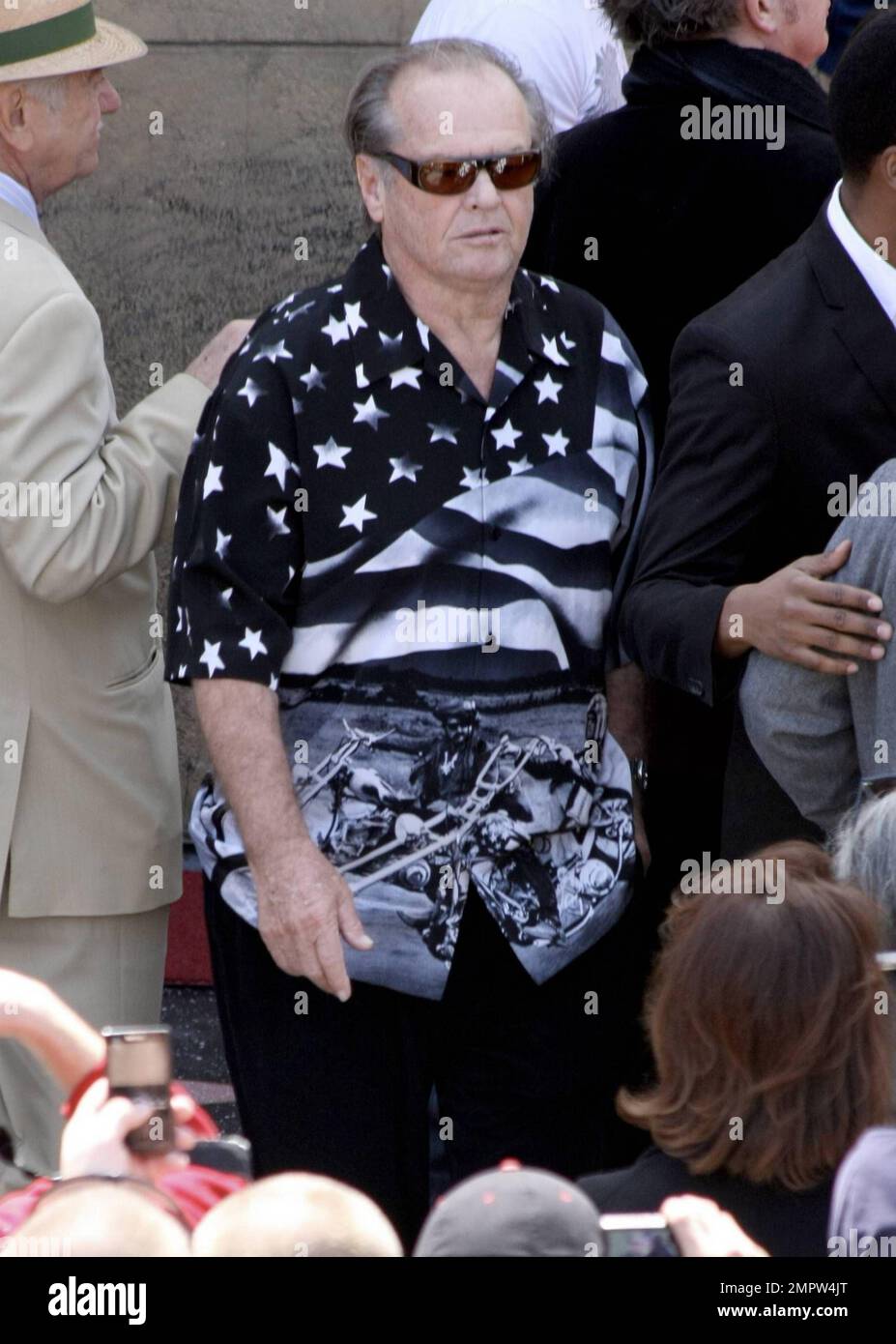 "Easy Rider" and "Blue Velvet" star Dennis Hopper looks frail as he ...